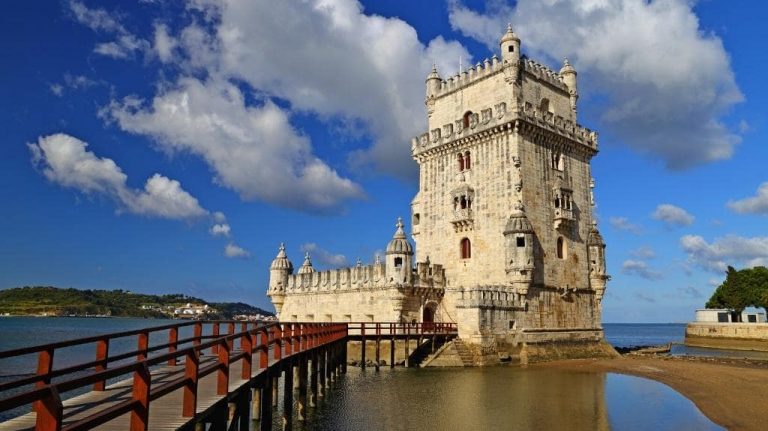 33 Cool Things Lisbon Is Famous for • 33 Travel Tips